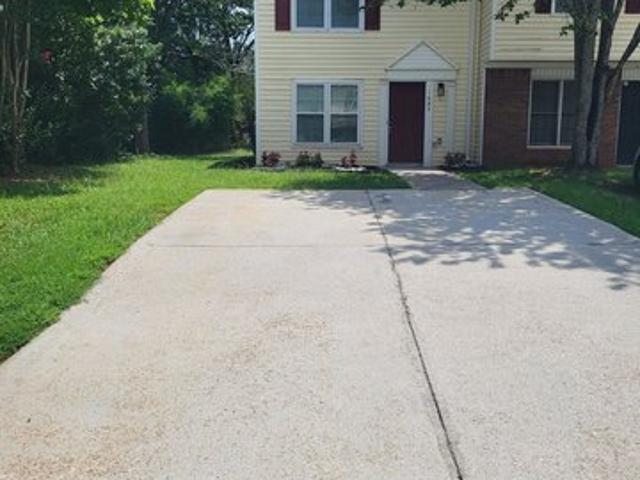 1685 Hunting Creek Dr SE, Conyers, GA 30013