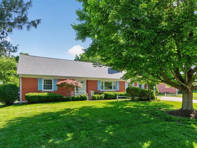 1685 Linstead Dr, Lexington, KY 40504