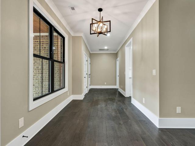 1685 Ridgeview Drive