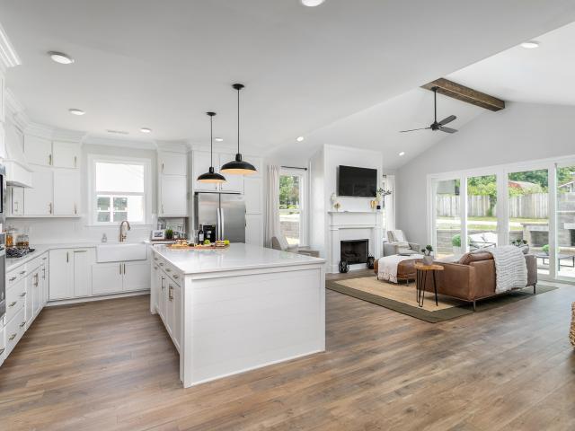 1685 Storyvale Lane