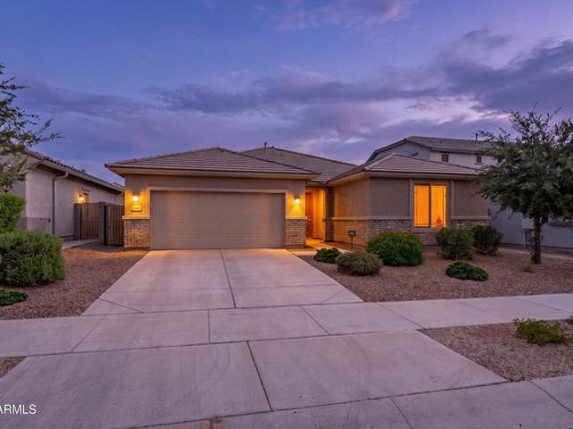 16860 W Buckhorn Trl, Surprise, AZ 85387