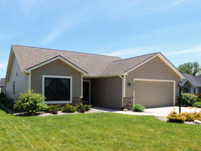 16860 Hatstick Ct, Fort Wayne, IN 46845