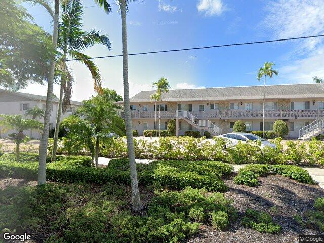 1686 Blue Point Ave Apt 1A, Naples, FL 34102