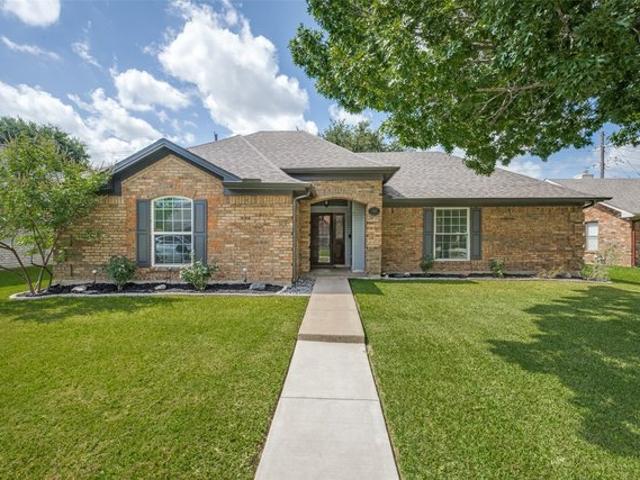 1686 Crosshaven Dr, Lewisville, TX 75077