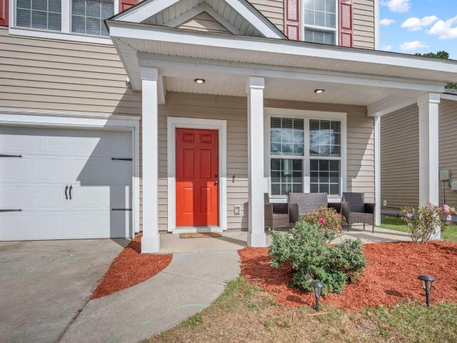 1686 Eider Down Dr, Summerville, SC 29483 | MLS #26009