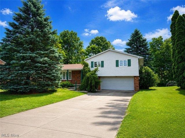 1686 Roosevelt Ave, Niles, OH 44446