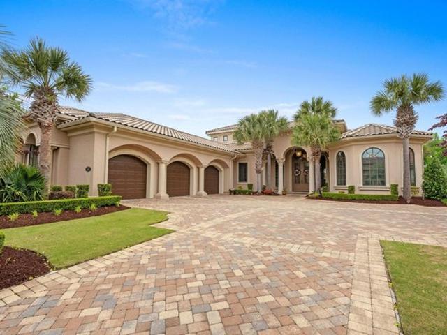 1686 Serena Dr, Myrtle Beach, SC 29579