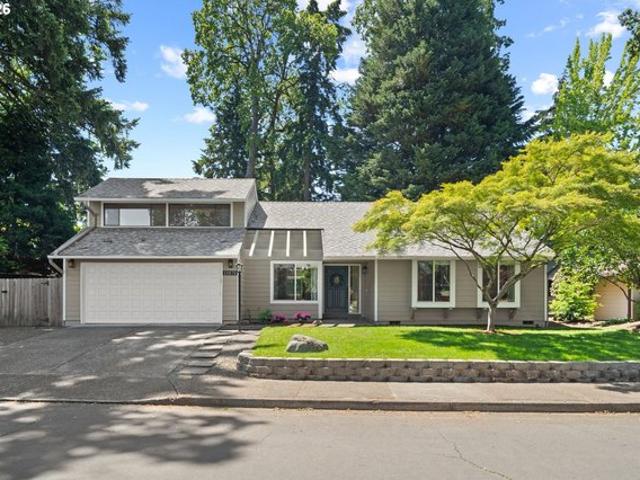 16870 NW Somerset Dr, Beaverton, OR 97006
