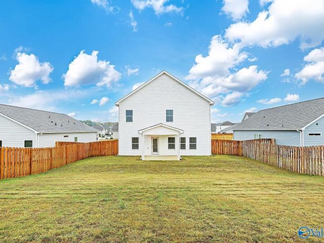 16879 Hollings Trail