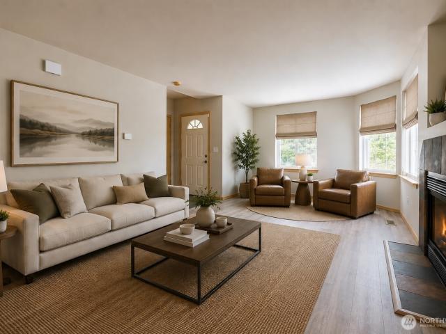 1687 Bayview Drive W