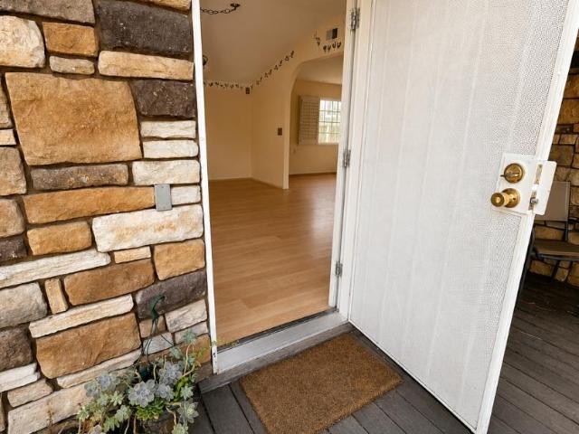 1687 La Bonita Way