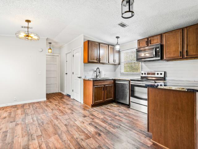 1687 Timberline Dr, Onalaska, TX 77360 | MLS #92051 | Compass