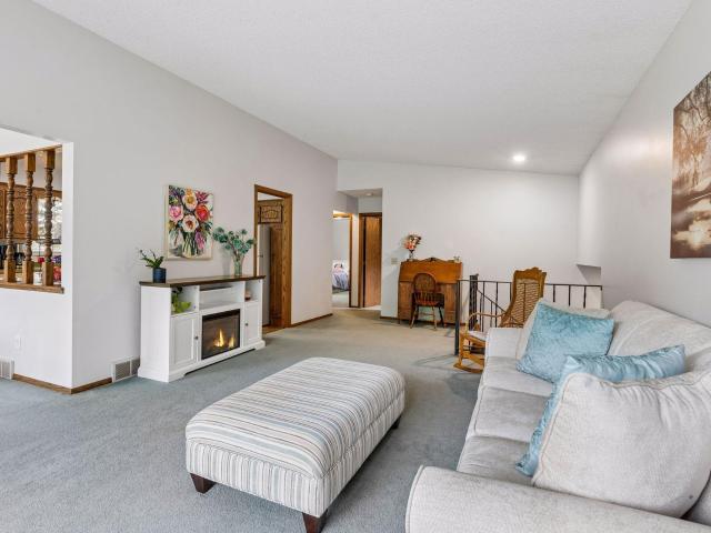 16881 Zirconium Street NW