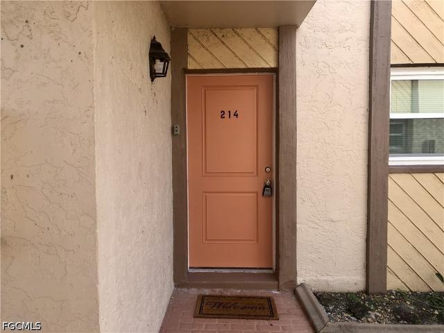 16881 Davis Rd, Unit 214, Fort Myers, FL 33908 | MLS #2026018 | Compass