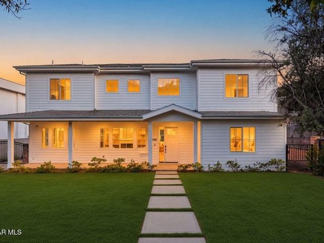1688 E Mendocino St, Altadena, CA 91001