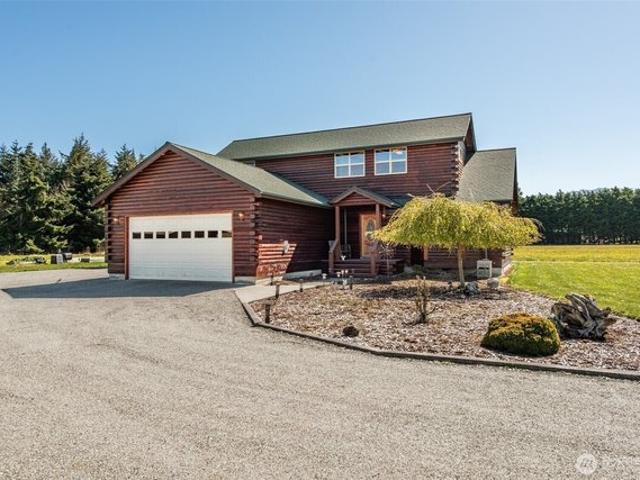 1688 Finn Hall Rd, Port Angeles, WA 98362