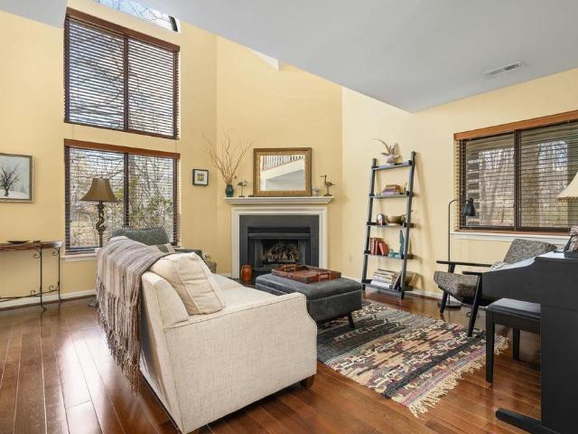 1688 Stoney Creek Dr
