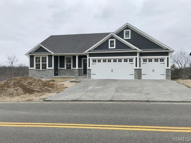 1688 Scenic Dr, Festus, MO 63028