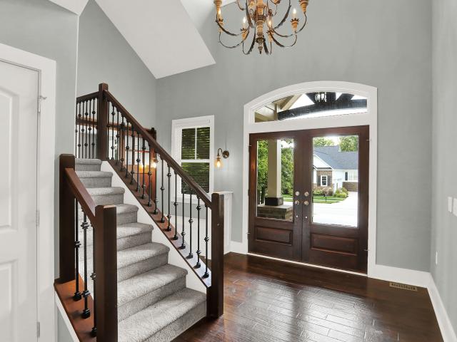 16893 Oak Manor Drive