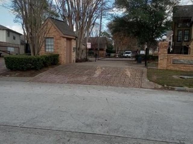 16800 Sugar Pine Dr Unit 31, Houston, TX 77090