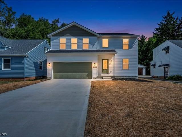 16801 Raymond St, Maple Heights, OH 44137
