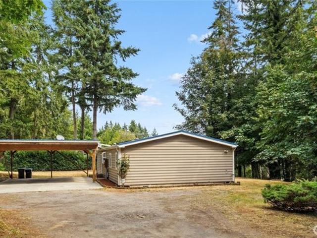 16804 Lark Ln NW, Poulsbo, WA 98370