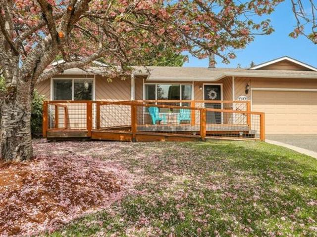 16808 5th Ave SE, Bothell, WA 98012
