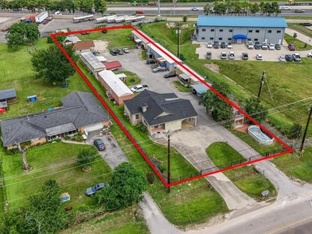 16809 Market St, Channelview, TX 77530