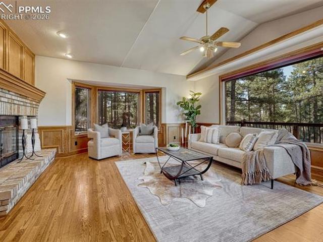1680 Oakwood Drive