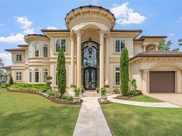 1680 Godfrey LN