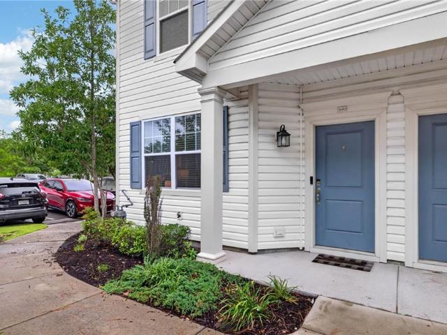 1680 Halesworth LN