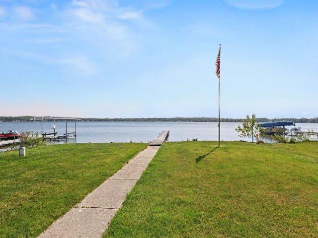 1680 Round Lake Highway