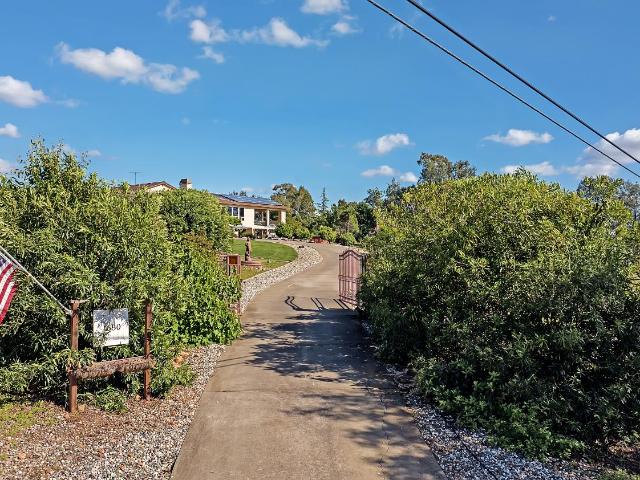 1680 Winding Oak Ln, El Dorado Hills, CA 95762 | MLS #226042 | Compass
