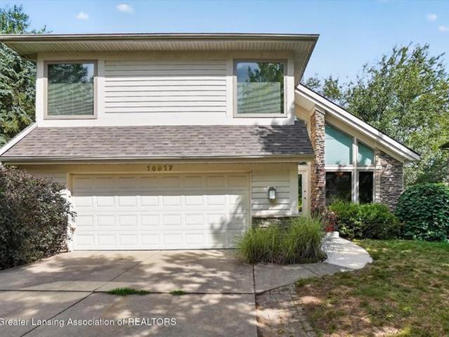 16817 Cedarbrook Dr, Haslett, MI 48840