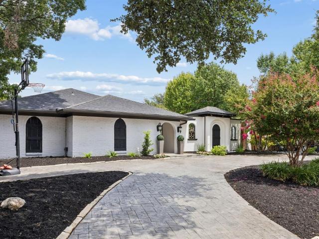 16814 Deer Park Drive