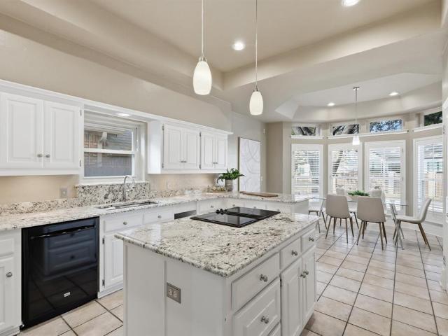 16815 Village Lane
