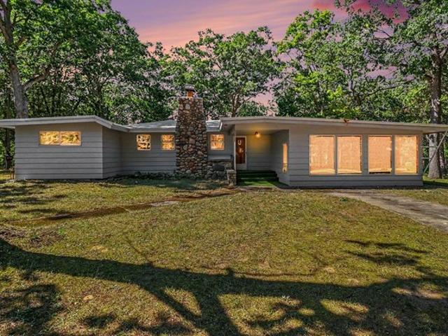 16815 S Star Lake Dr, Baldwin, MI 49304