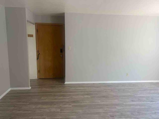 16818 Grovewood Ave 1 Bedroom Apartment for Rent at 16818 Grovewood Ave, Cleveland, OH 44110 North Collinwood
