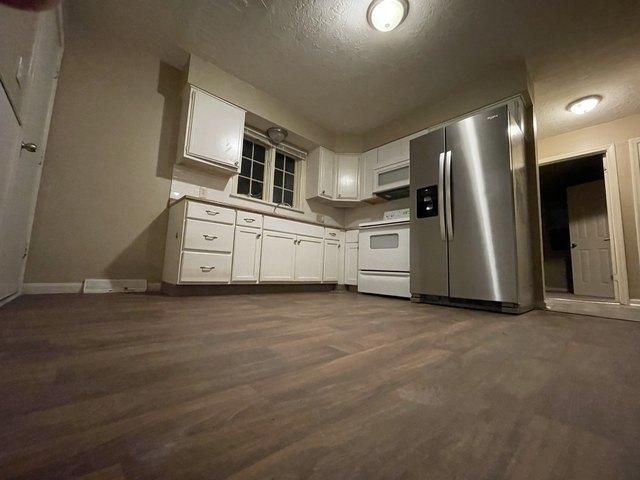 16819 Bel Ray Blvd, Belton, MO 64012