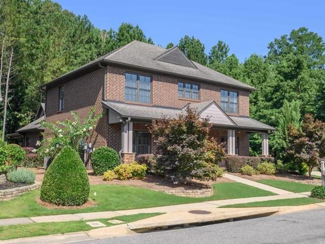1681 Creekside Dr, Hoover, AL 35244