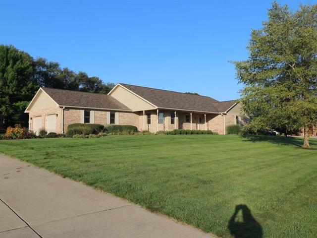 1681 E Garnett Dr, Frankfort, IN 46041