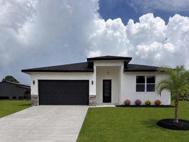 1681 Welland St SE, Palm Bay, FL 32909