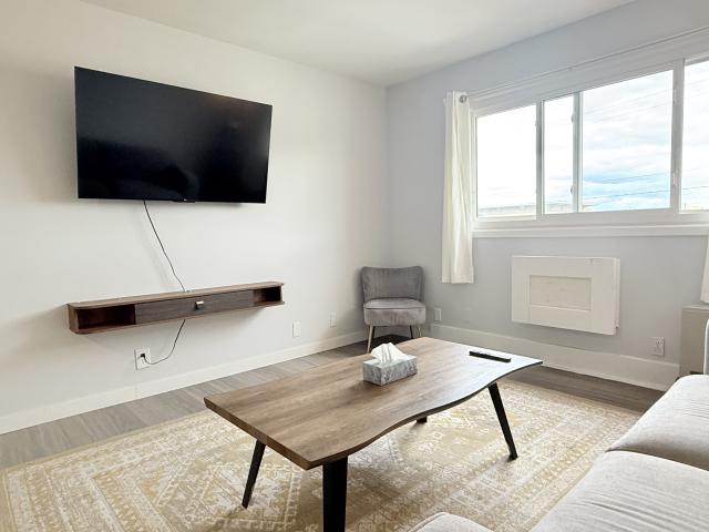 1681 Windsor Ave, 1 bed, 1 full bath