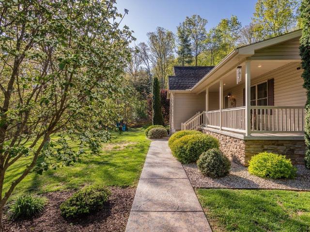 16823 kites dr
