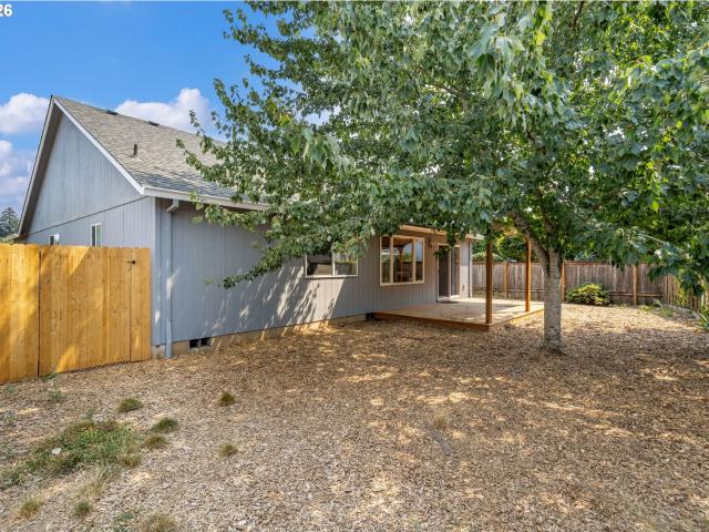 16822 se equestrian way