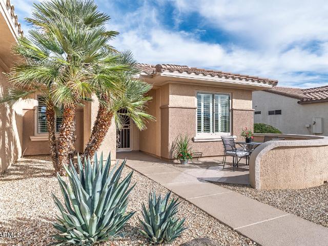 16824 W Palisade Trail Ln, Surprise, AZ 85387 | MLS #7018 | Compass