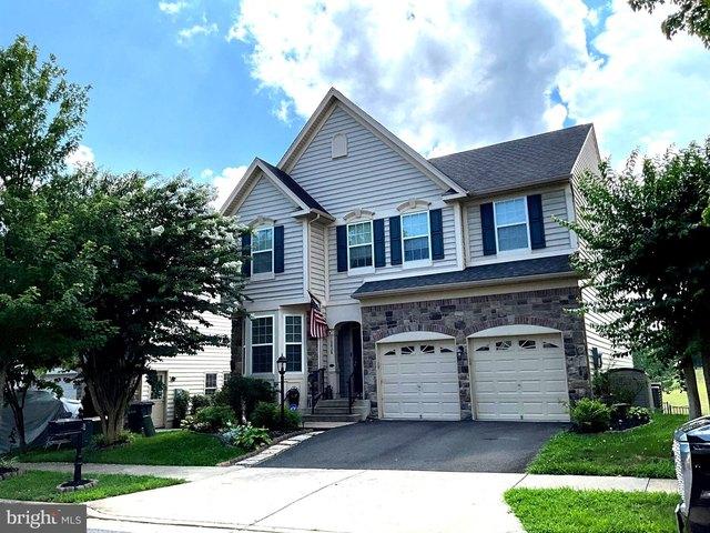 16828 Adrift Ct, Woodbridge, VA 22191