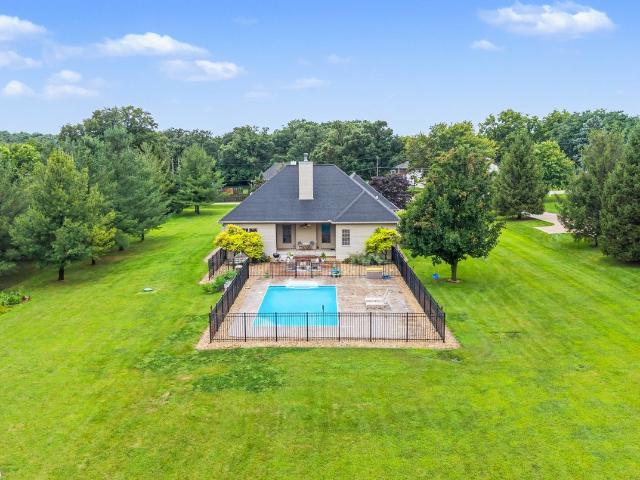 1682 N 2501st Road