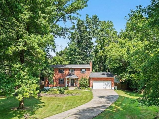 1682 Foxwood Trl, Miami Township, OH 45140