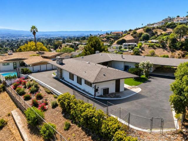 1682 Larco Way